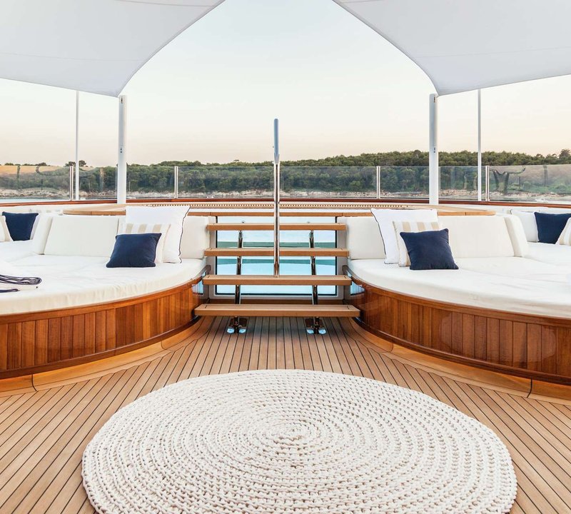 62m CUSTOM SUPERYACHT Yacht Charter Details, Feadship | CHARTERWORLD ...